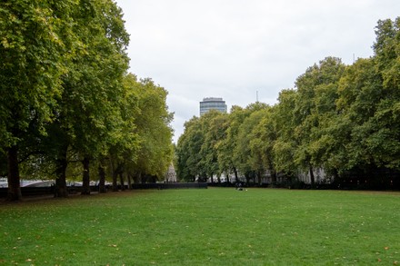 7,000 London daily life Stock Pictures, Editorial Images and Stock ...
