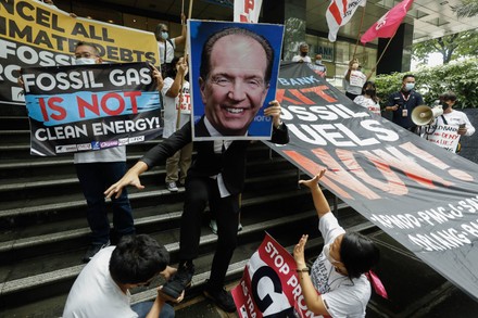 Protesters Against Fossil Fuels Display Image Editorial Stock Photo ...