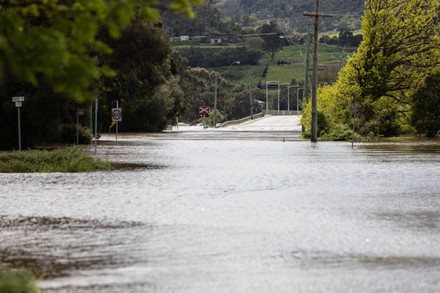 Hoblers Bridge Road Closed Due Flooding Editorial Stock Photo - Stock ...