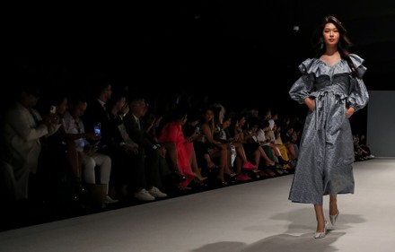 Model Presents Creation Collection Poca Poca Editorial Stock Photo ...