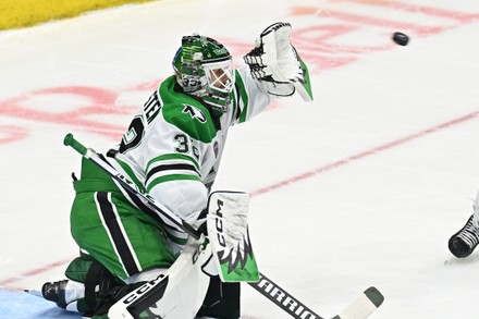 North Dakota Fighting Hawks Goaltender Jakob Editorial Stock Photo - Stock Image | Shutterstock