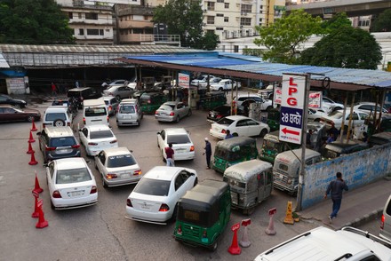 Vehicle Drivers Queue Refill Their Vehicles Editorial Stock Photo ...