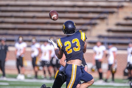 University Central Oklahoma Bronchos Tight End Editorial Stock Photo ...