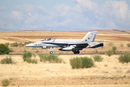 2,000 Spanish aircraft Stock Pictures, Editorial Images and Stock ...
