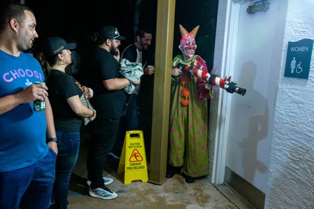 People Attend Horrorland Miami Scream Park Editorial Stock Photo ...