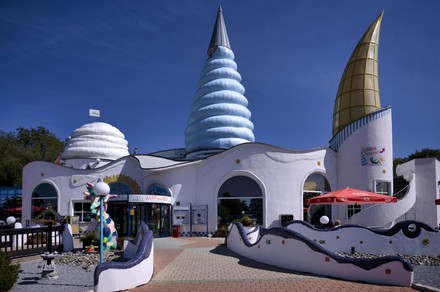3,000 Rest areas Stock Pictures, Editorial Images and Stock Photos ...