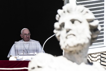 Pope Francis Leads Traditional Sunday Angelus Editorial Stock Photo ...