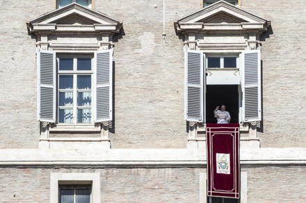 Pope Francis Waves Window His Office Editorial Stock Photo - Stock ...