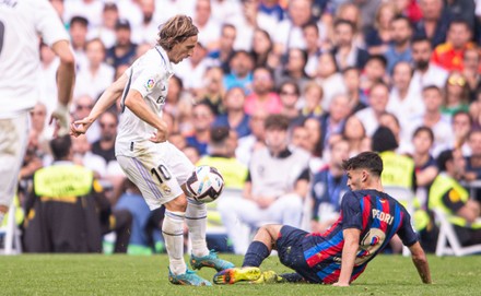 Modric Pedri Santiago Bernabeu Stadium Madrid Editorial Stock Photo ...