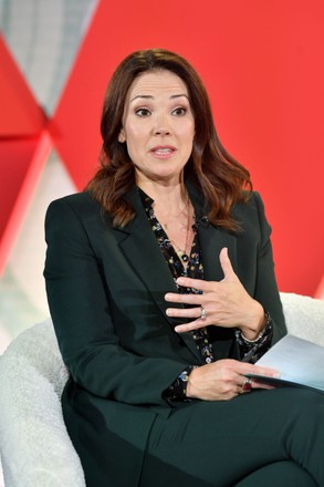 Erica Hill Anchor National Correspondent Cnn Editorial Stock Photo ...