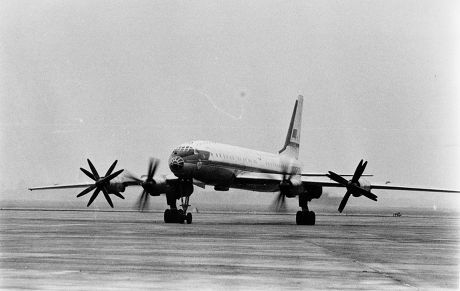 Russian Tupolev Tu114 London Airport Tupolev Editorial Stock Photo ...