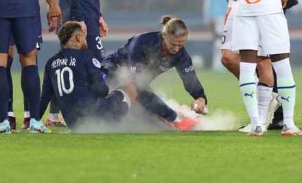 Paris Saintgermains Neymar L Receives Medical Editorial Stock Photo ...