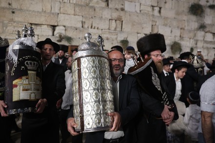 Ultraorthodox Jews Dance Torah Scrolls During Editorial Stock Photo ...
