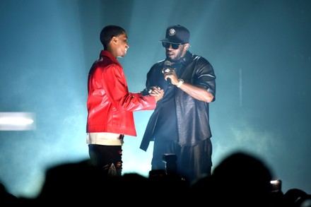 5,000 Puff daddy Stock Pictures, Editorial Images and Stock Photos ...