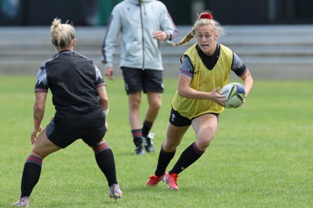 Waless Hannah Jones Breaks During Training Editorial Stock Photo ...