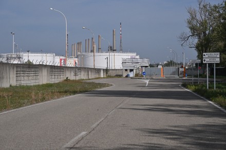 View Totalenergies Feyzin Refinery Near Lyon Editorial Stock Photo ...