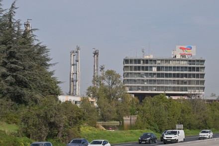 View Totalenergies Feyzin Refinery Near Lyon Editorial Stock Photo ...