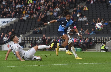 Joe Jacobsen Wycombe Wanderers Celebrates End Editorial Stock Photo ...