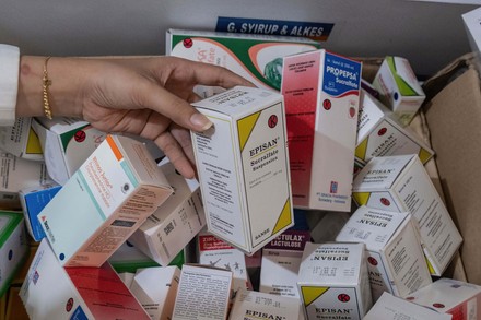 Pharmacist Shows Type Syrup That Has Editorial Stock Photo - Stock ...