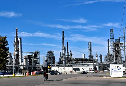 Chs Oil Refinery Mcpherson Largest Cooperative Editorial Stock Photo ...