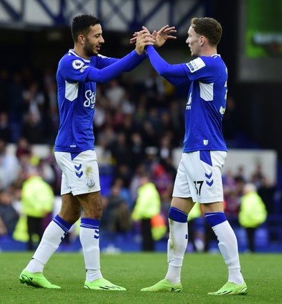 Dwight Mcneil James Garner Everton Celebrate Editorial Stock Photo ...