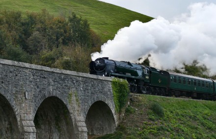 34028 Eddystone Steam Train Goes Over Editorial Stock Photo - Stock ...