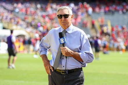 Cbs Announcer Gary Danielson Prepares Pregame Editorial Stock Photo ...