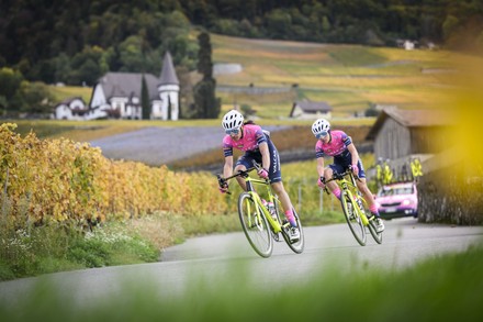 Afghan Refugee Road Cyclists Yulduz Hashimi Editorial Stock Photo ...