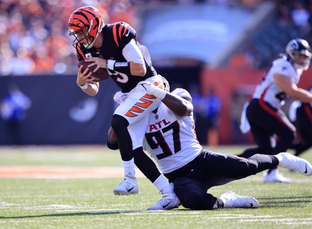 500 Grady jarrett Stock Pictures, Editorial Images and Stock Photos ...