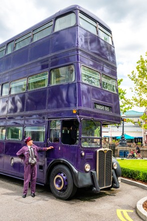 Entertainer Driver Tripledecker Bus Waits Tourists Editorial Stock ...