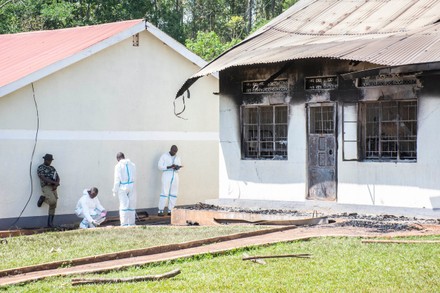 Police Forensic Experts Investigate Scene Fire Editorial Stock Photo ...