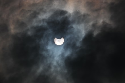 Partial Solar Eclipse Pictured Cairo Egypt Editorial Stock Photo ...