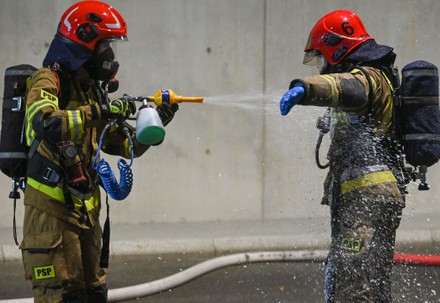 2,000 Combat fire Stock Pictures, Editorial Images and Stock Photos ...