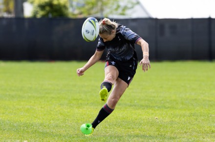Elinor Snowsill Wales Goes Through Kicking Editorial Stock Photo ...