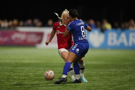 Maria Thorisdottir Manchester United Battles Possession Editorial Stock ...