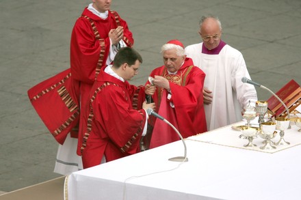German Cardinal Josef Ratzinger Pope Benedict Editorial Stock Photo ...