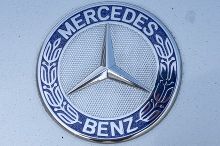 87 Hyundai car logo Stock Pictures, Editorial Images and Stock Photos ...