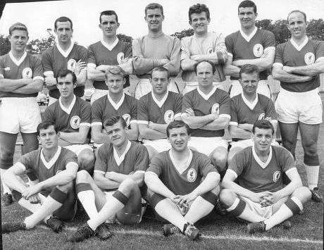 67 Liverpool team back row Stock Pictures, Editorial Images and Stock ...