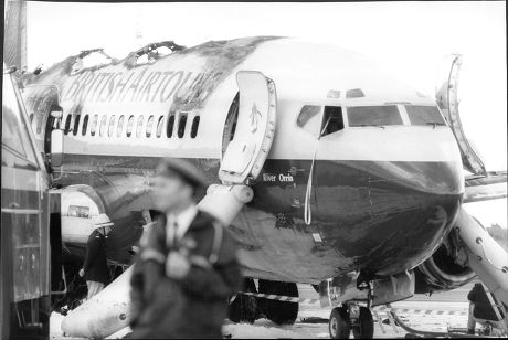 Crashed British Airtours Boeing 737 Showing Editorial Stock Photo ...