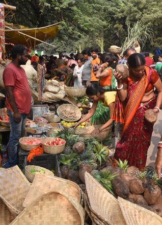 Devotees Shop Chhath Pooja Festivities Kotla Editorial Stock Photo ...