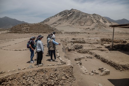 People Visit Archaeological Zone Caral Civilization Editorial Stock ...