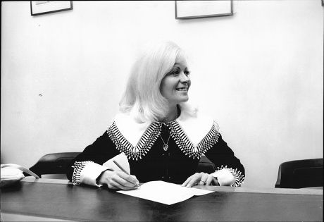 Mrs Beryl Camerongibbons Boxing Promoter Seen Editorial Stock Photo ...