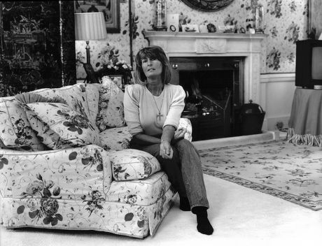 Lady Annabel Goldsmith Living Room Her Editorial Stock Photo - Stock ...