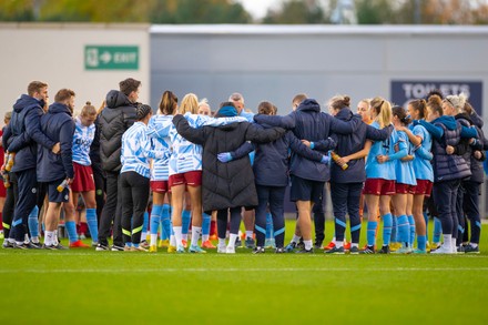 Manchester City Team Staff Players Huddle Editorial Stock Photo - Stock ...