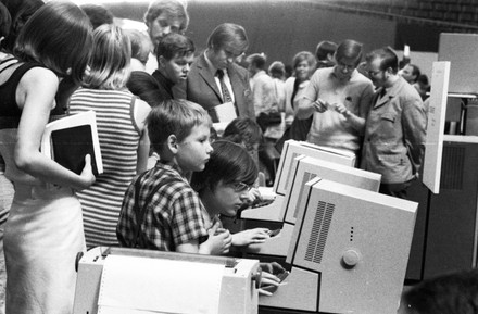 750 1970s computers Stock Pictures, Editorial Images and Stock Photos ...