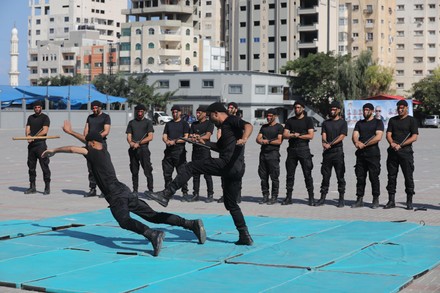 Palestinian Police Officers Attend Their Graduation Editorial Stock ...