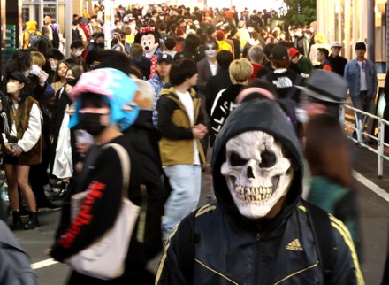People Costumes Gather Tokyos Shibuya Fashion Editorial Stock Photo ...