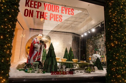 Selfridges Santa Unveils Seasons Feastings Christmas Editorial Stock ...