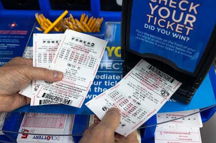 Powerball Customer Checks His Tickets Rodmans Editorial Stock Photo ...