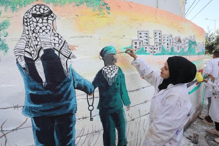 Palestinian Painters Paint Mural On 105th Editorial Stock Photo - Stock ...